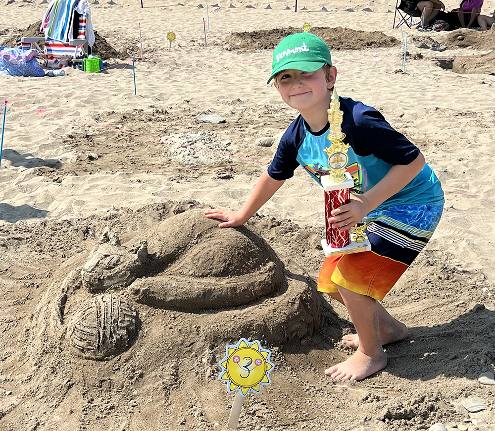Mermaids, Sharks, Crabs & More Take Over Sandcastle Contest – THE ...