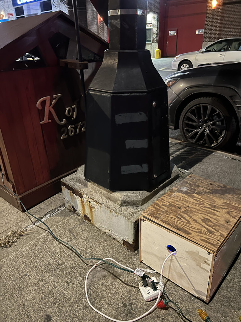 DOT Pulls the Plug on the Beach 116th Christmas Tree – THE ROCKAWAY TIMES